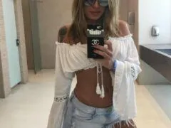 Fabíola Oliveira mulher do bicheiro Rogério Andrade caiu na net